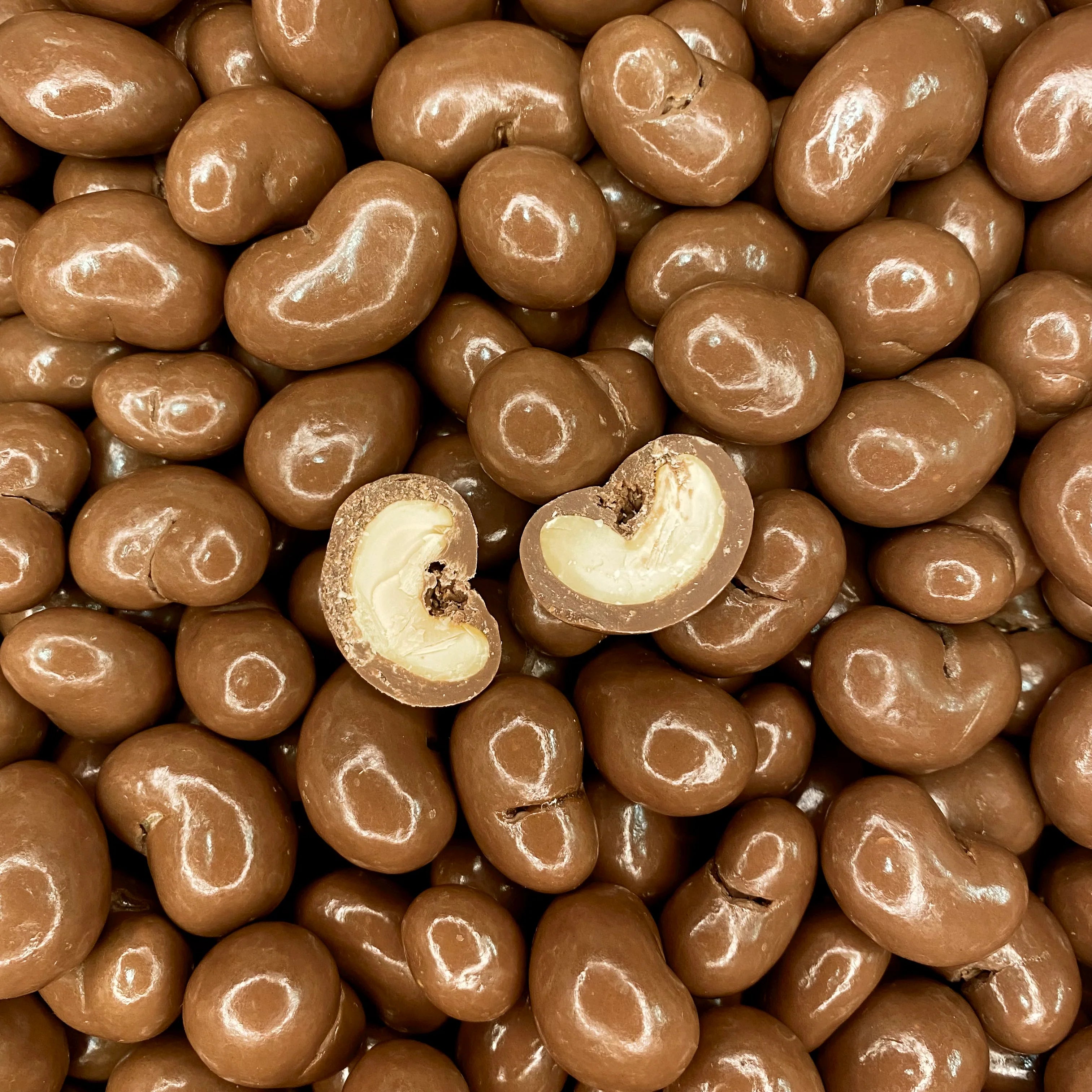 Premium Milk Chocolate Cashew – GG's Candy Land